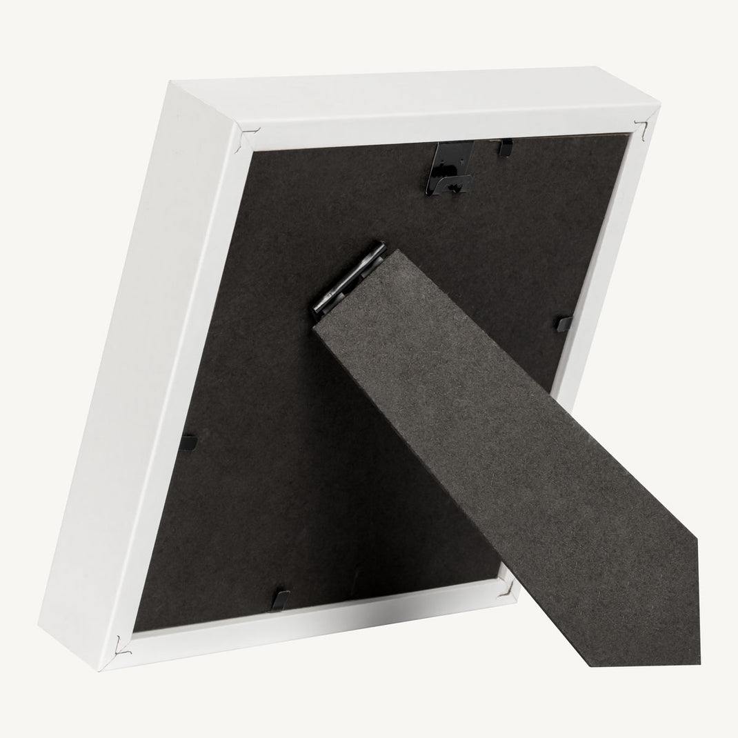 Finish Line Framing - Frame the Story, Hang the Glory!